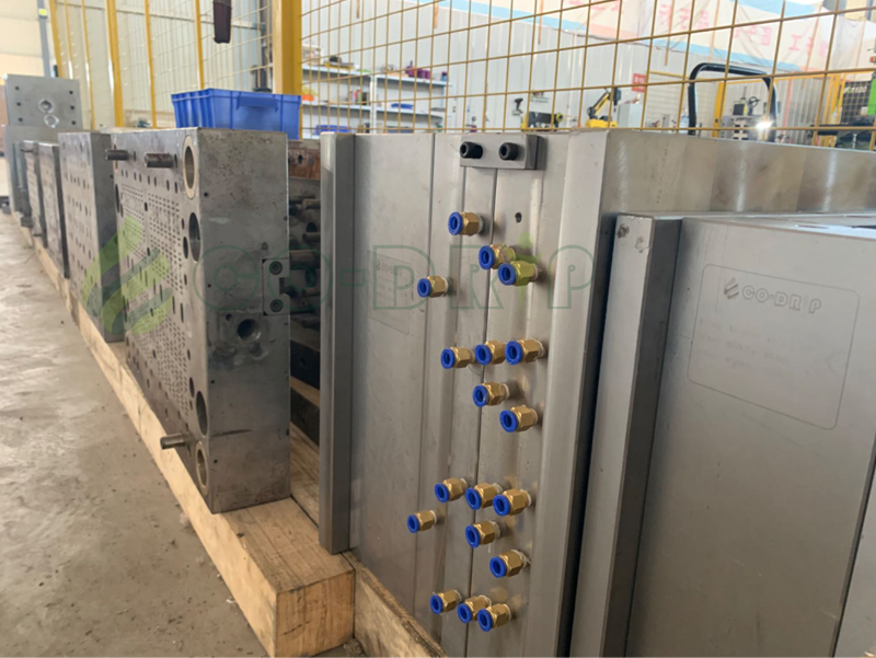 Export Pipe fitting and emitter injection Molds - QINGDAO CO-DRIP ...